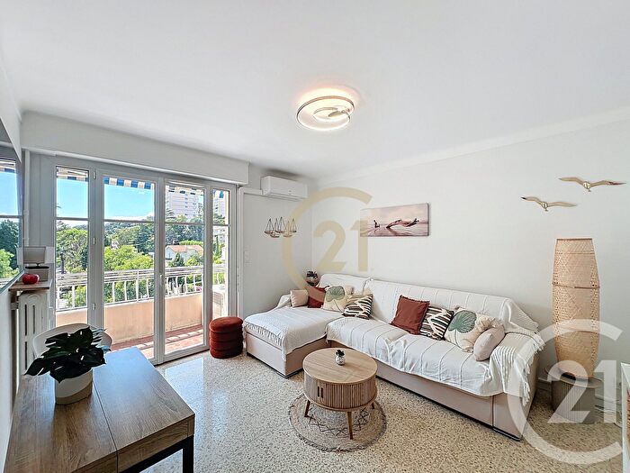 Cannes, Croix des Gardes - Appartement 1 pièce à louer