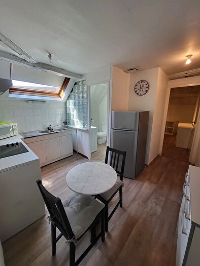 Appartement 2 pièces à Beaune, Centre-ville, à louer