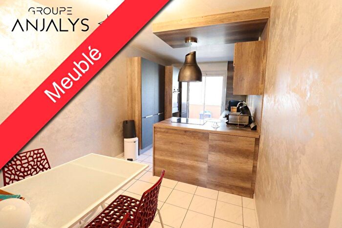 Appartement à louer - Saint Rambert, Lyon ème - 3 pièces - 2 chambres