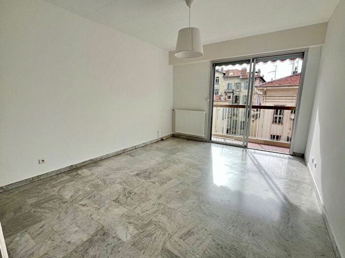 Appartement à louer - Nice - 1 pièce