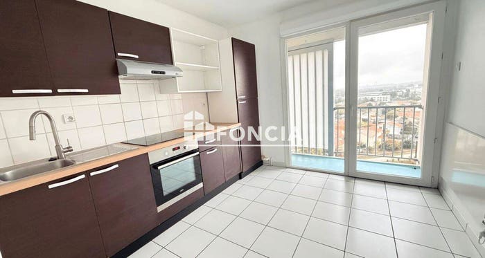 Appartement 4 pièces à louer - La Garenne-Baudin, Le Bouscat