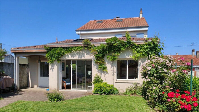 Maison 10 pièces à Vertou, Centre-ville, à vendre