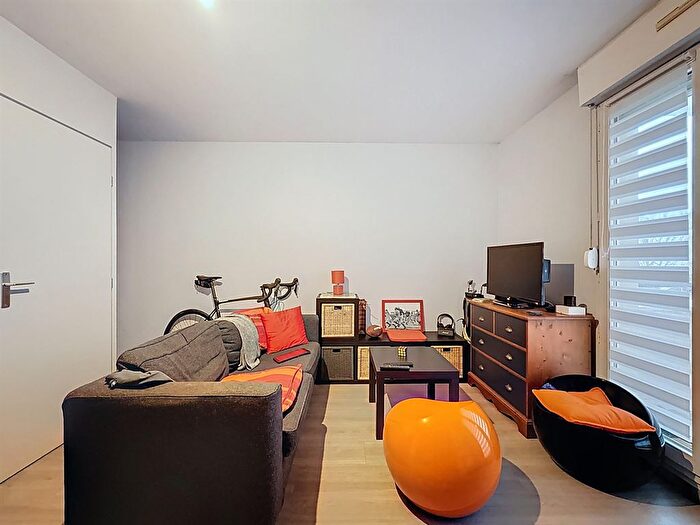 Appartement à louer - Reims, Europe, Chemin Vert - 2 pièces - 1 chambre