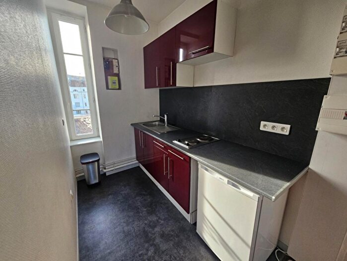 Appartement à louer - Clermont-Ferrand, Jaude, Fontgiève Saint-Alyre - 2 pièces - 2 chambres