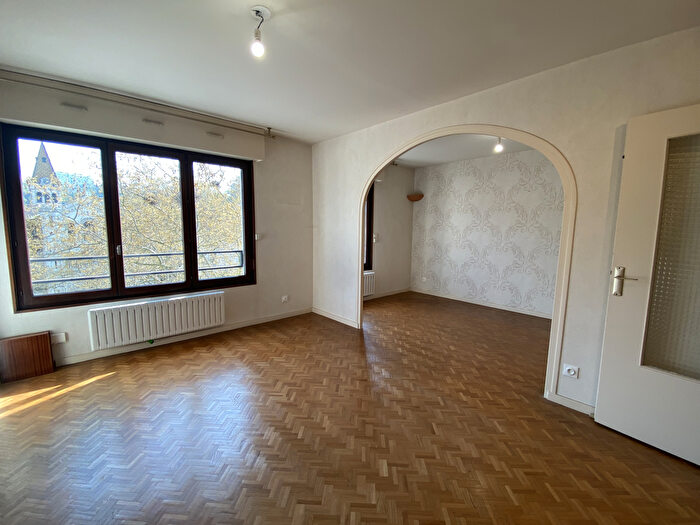 Appartement à louer - Lyon e , Vaise, Rochecardon - 2 pièces - 1 chambre