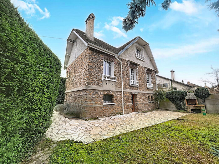 Maison à vendre - Melun - 6 pièces - 4 chambres