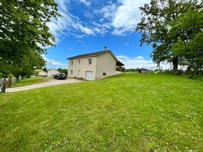 Saint-Hilaire-Bonneval - Maison 5 pièces à louer