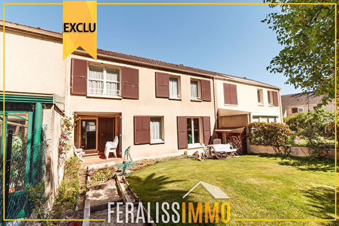Jouy-le-Moutier, Bourseaux, Noyer, Eguérets, Temps-Perdu : Maison 6 pièces à vendre