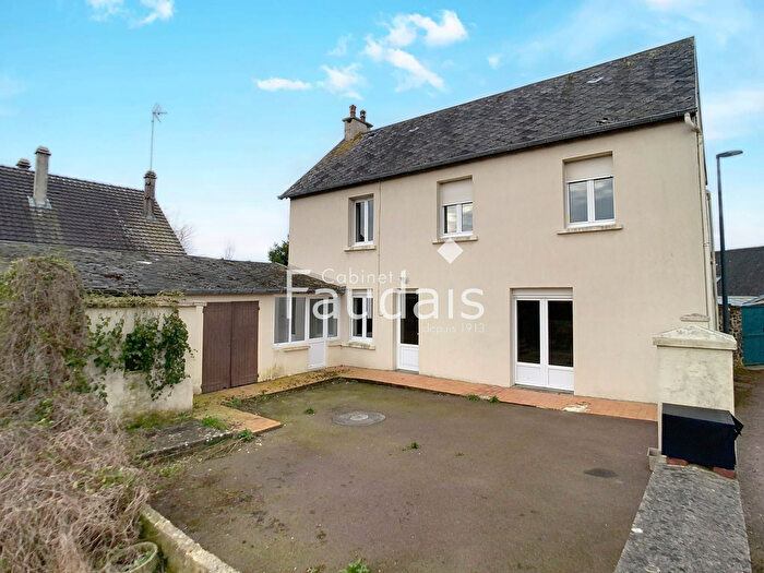 Maison à vendre - Saint-Symphorien-le-Valois - 4 pièces - 3 chambres