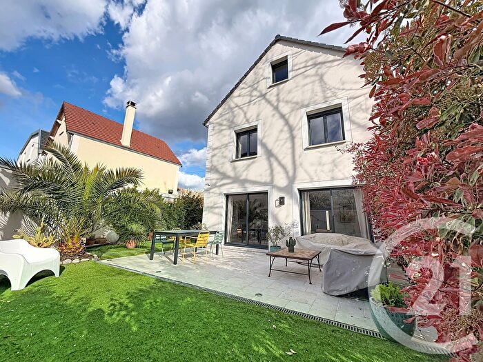 Maison à vendre - Chatou, Nord - 7 pièces - 3 chambres