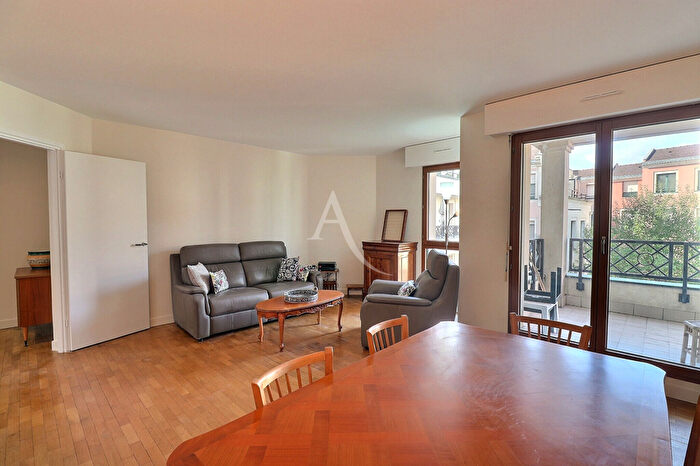Maisons-Laffitte, Centre-ville - Appartement 4 pièces à vendre