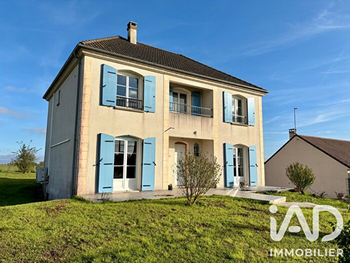 Chenoise : Maison 6 pièces à vendre