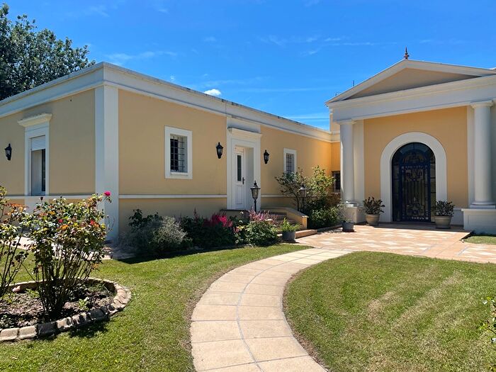 Maison 10 pièces à vendre à Seilh
