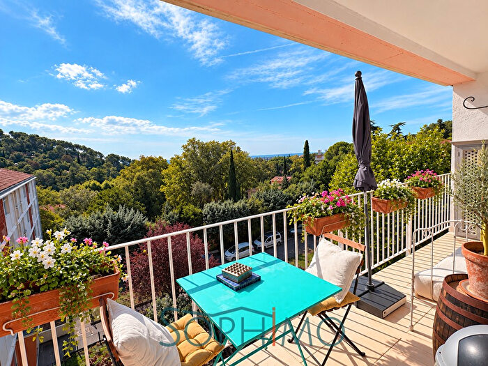 Appartement 3 pièces à vendre à Aix-en-Provence, Saint-Donat, Les Platanes
