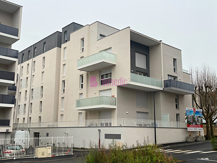 Appartement à louer - Thionville, Briquerie - 3 pièces - 2 chambres