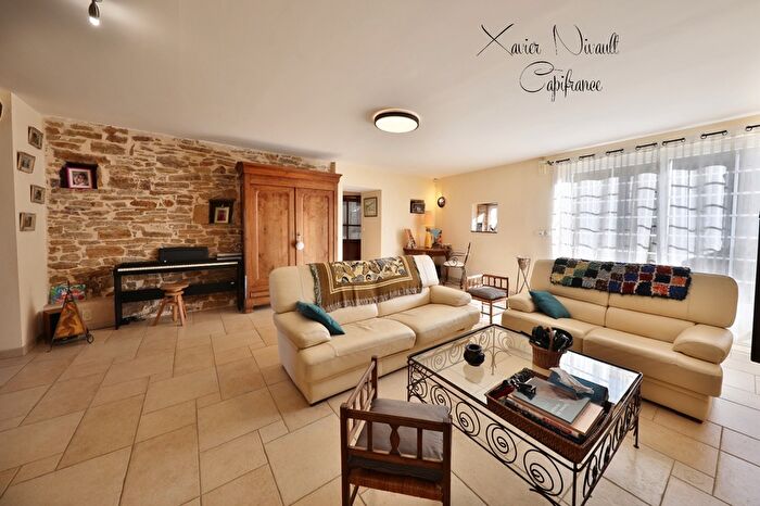 Maison à vendre - Champagnat - 6 pièces - 4 chambres