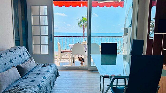 Appartement 1 pièce à Val Fleuri-Montaleigne, Cagnes-sur-Mer, à louer