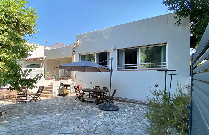 Maison à vendre - Marseille e  - 4 pièces - 3 chambres