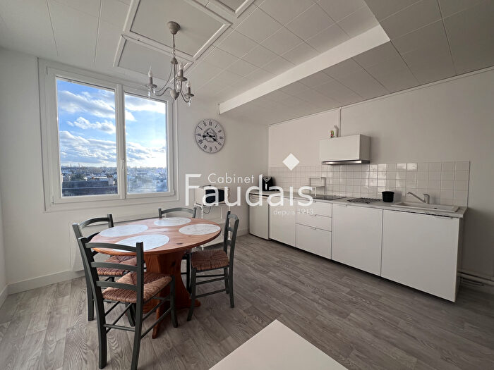 Appartement à louer - Saint-Lô, Nord - 1 pièce