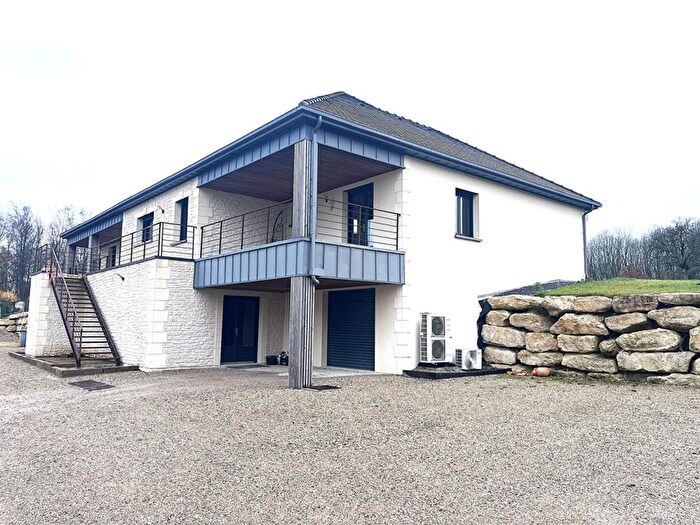 Maison 10 pièces à vendre - Sérifontaine