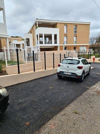 Zone de Campagne, Lambesc - Appartement 3 pièces à louer