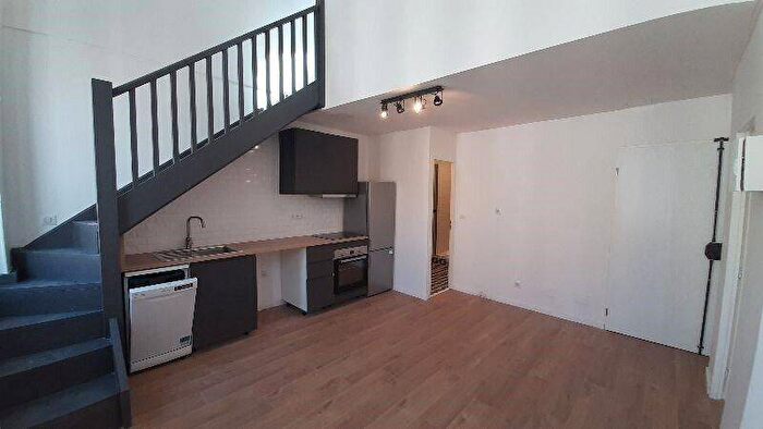 Appartement à louer - Le Camas, Marseille ème arrondissement - 3 pièces - 2 chambres