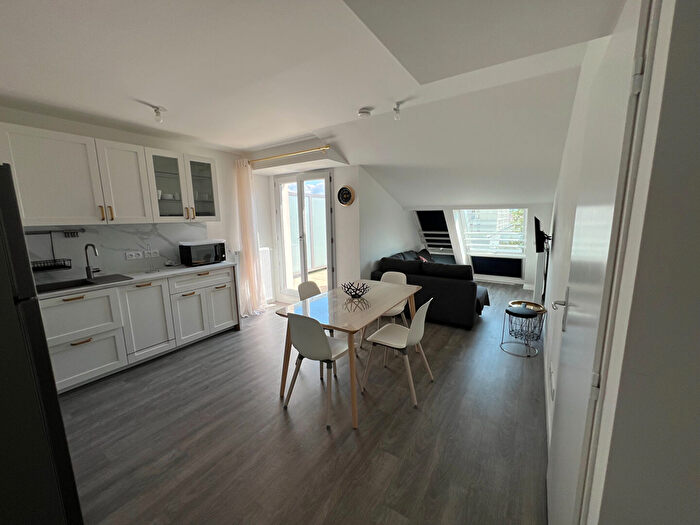 Appartement 2 pièces à Neuilly-sur-Marne, Fauvettes Sud, à louer