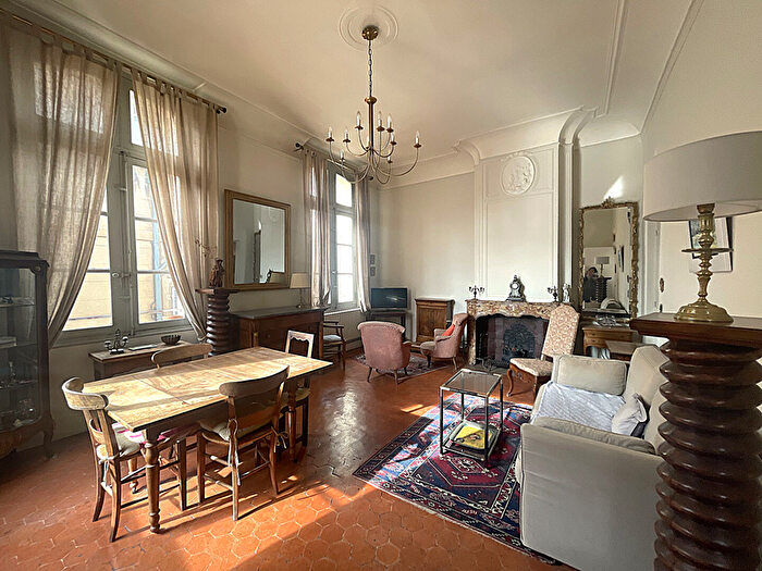 Appartement à vendre - Aix-en-Provence, Centre-ville - 4 pièces - 2 chambres