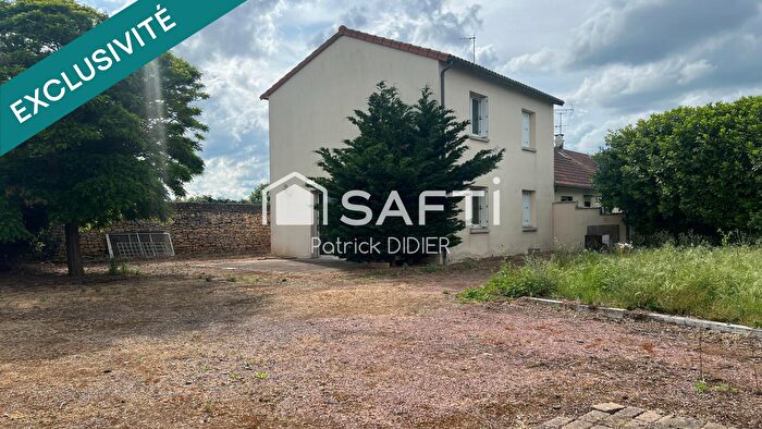 Louzy : Maison 4 pièces à vendre