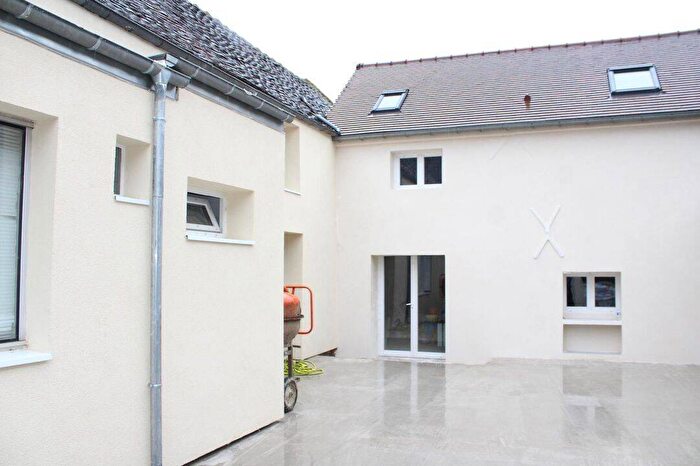 Maison 3 pièces à Pont-sur-Yonne, à louer