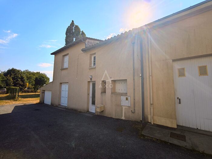 Maison 4 pièces à vendre à La Chapelle-du-Genêt