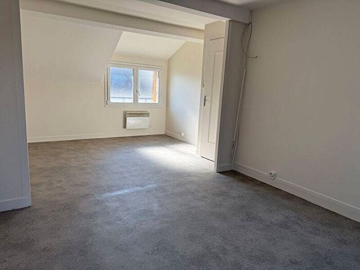 Appartement à louer - Ézy-sur-Eure - 3 pièces - 1 chambre