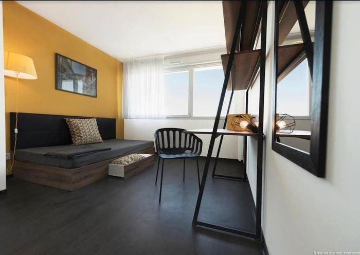 Hôpital, Nîmes : Appartement 1 pièce à louer