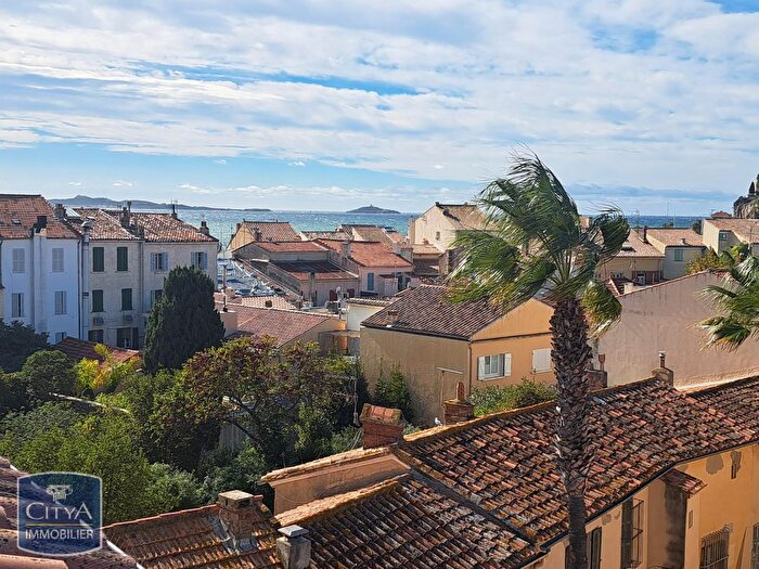Sanary-sur-Mer, Centre-ville, Port - Appartement 4 pièces à vendre