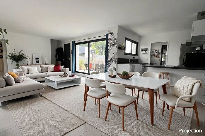 Maison à vendre - Treillières - 5 pièces - 3 chambres