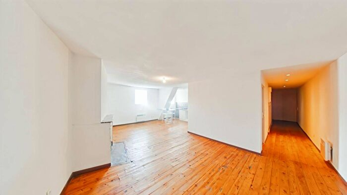 Appartement 3 pièces à Centre Ville, Valence, à louer