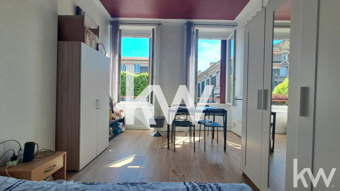 Appartement à vendre - Saint-Étienne, Méons, Le Soleil, Châteaucreux, Saint-François - 1 pièce - 1 chambre