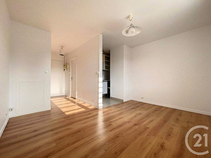 Saint-Fargeau-Ponthierry : Appartement 1 pièce à louer