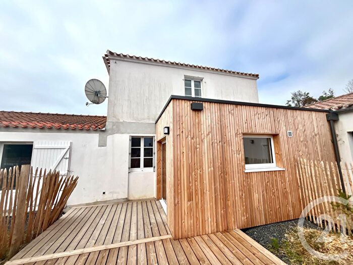 Maison à vendre - Saint-Gilles-Croix-de-Vie - 3 pièces - 2 chambres