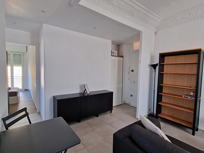 Appartement à louer - Nice, Poètes - 2 pièces - 1 chambre