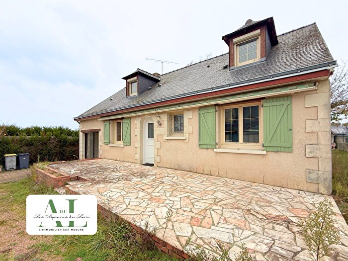 Maison à vendre - Baugé - 4 pièces - 3 chambres