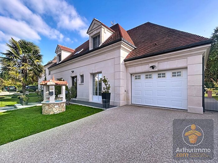 Maison à vendre - Ormesson-sur-Marne - 7 pièces - 5 chambres