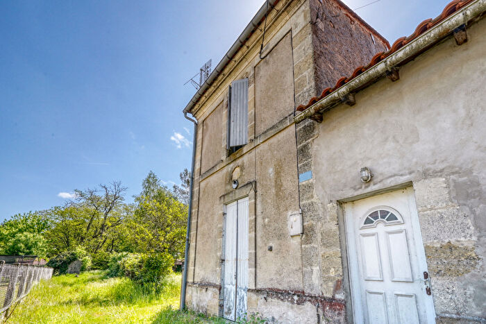 Maison 3 pièces à Saint-Yzan-de-Soudiac, à vendre