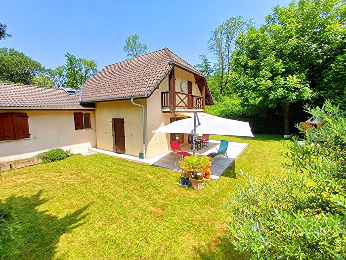 Maison à vendre - Challes-les-Eaux - 7 pièces - 5 chambres