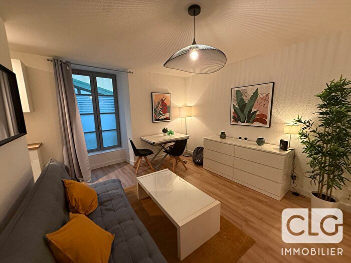 Appartement à louer - Centre Ville, Quimper - 2 pièces - 1 chambre