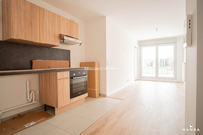 Reims, Courlancy, Porte de Paris, Bois d'Amour : Appartement 2 pièces à louer