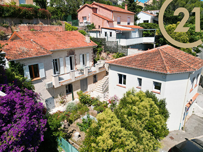 Maison à vendre - Saint-Raphaël - 4 pièces - 3 chambres