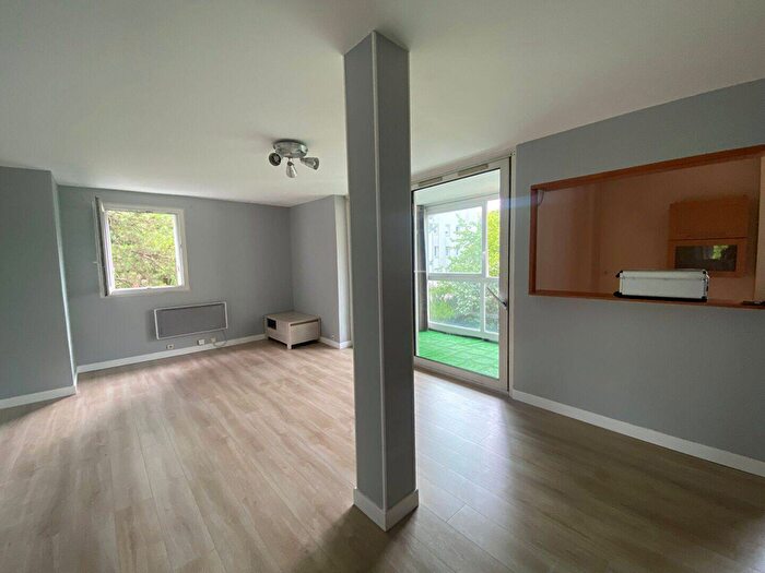 Appartement 4 pièces à Ville Nouvelle-Centre Est, Noisiel, à louer