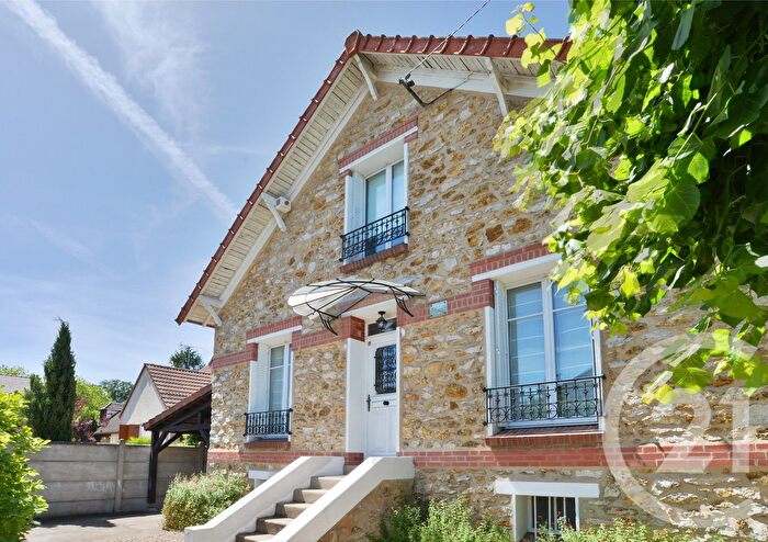 Maison 5 pièces à Montgeron, Saint-Hubert, Plateau, Chalandray, à vendre