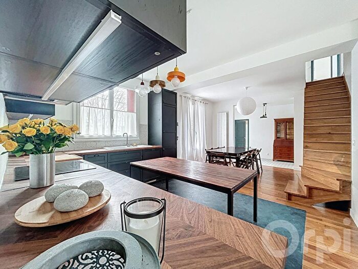 Maison à louer - Alfortville, Zola Carnot, Alouettes, Val de Seine - 7 pièces - 6 chambres